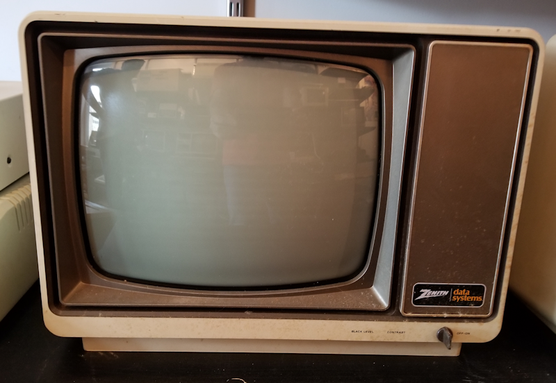 View Item – Kennett Classic. Computer Museum and Giftshop in Kennett ...