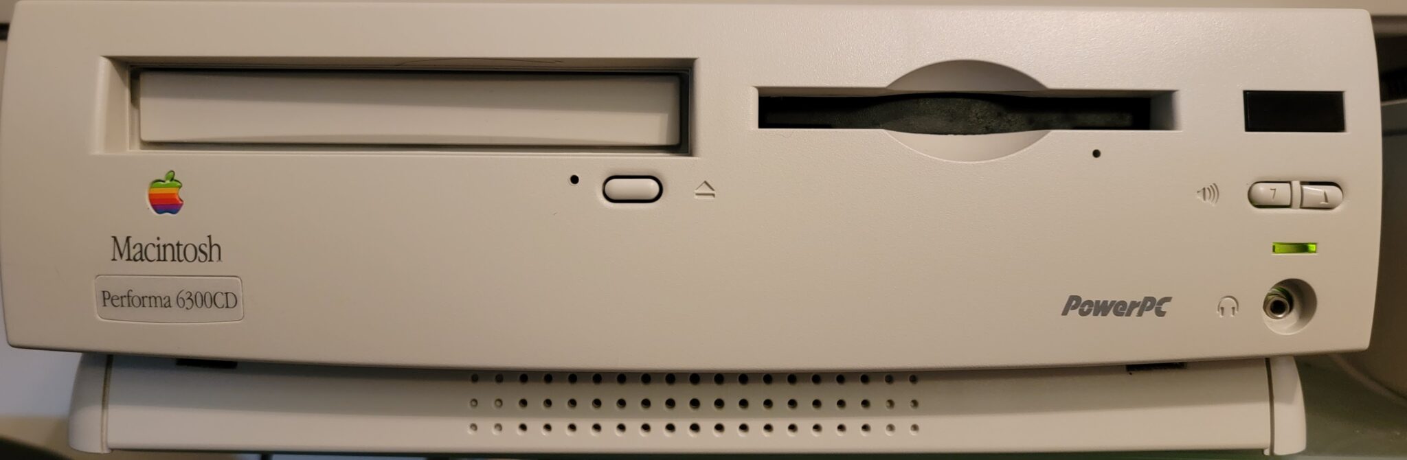 Apple Macintosh Performa Restoration – Kennett Classic